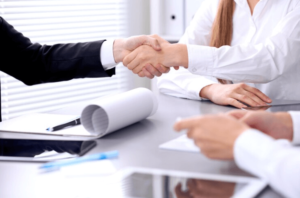 Contrattazione collettiva tra sindacati e datori di lavoro